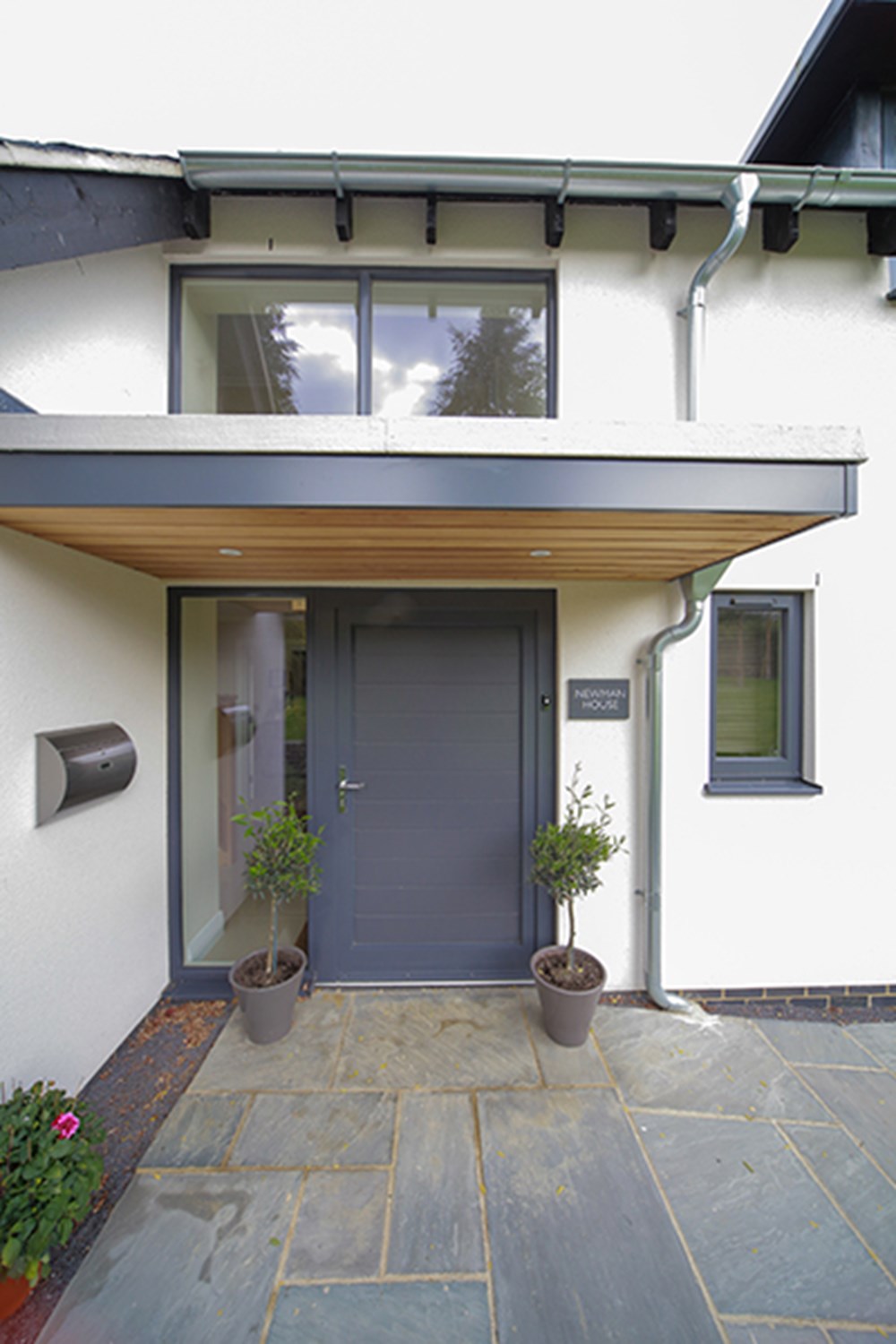 Contemporary Alu-Clad Windows and Doors - Lomax & Wood